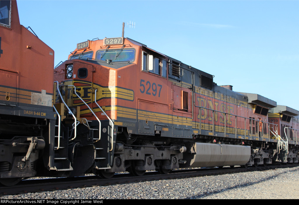 BNSF 5297